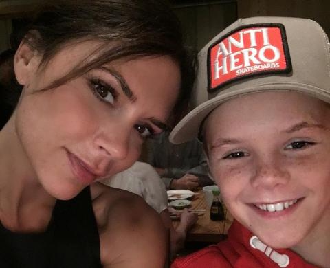 Виктория Бекъм ще става продуцент на сина си - Новите родители